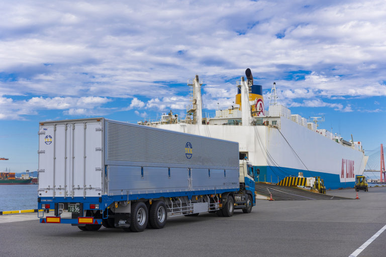 Tokai_Kyowa-820 | 必要に応じた臨機応変な物流体制の構築のため、海上輸送を活用した物流を提案した。 | 東海協和株式会社 ...